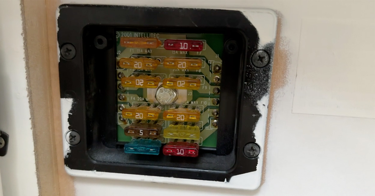 6 Common RV Problems and How to Fix Them - Grateful Glamper